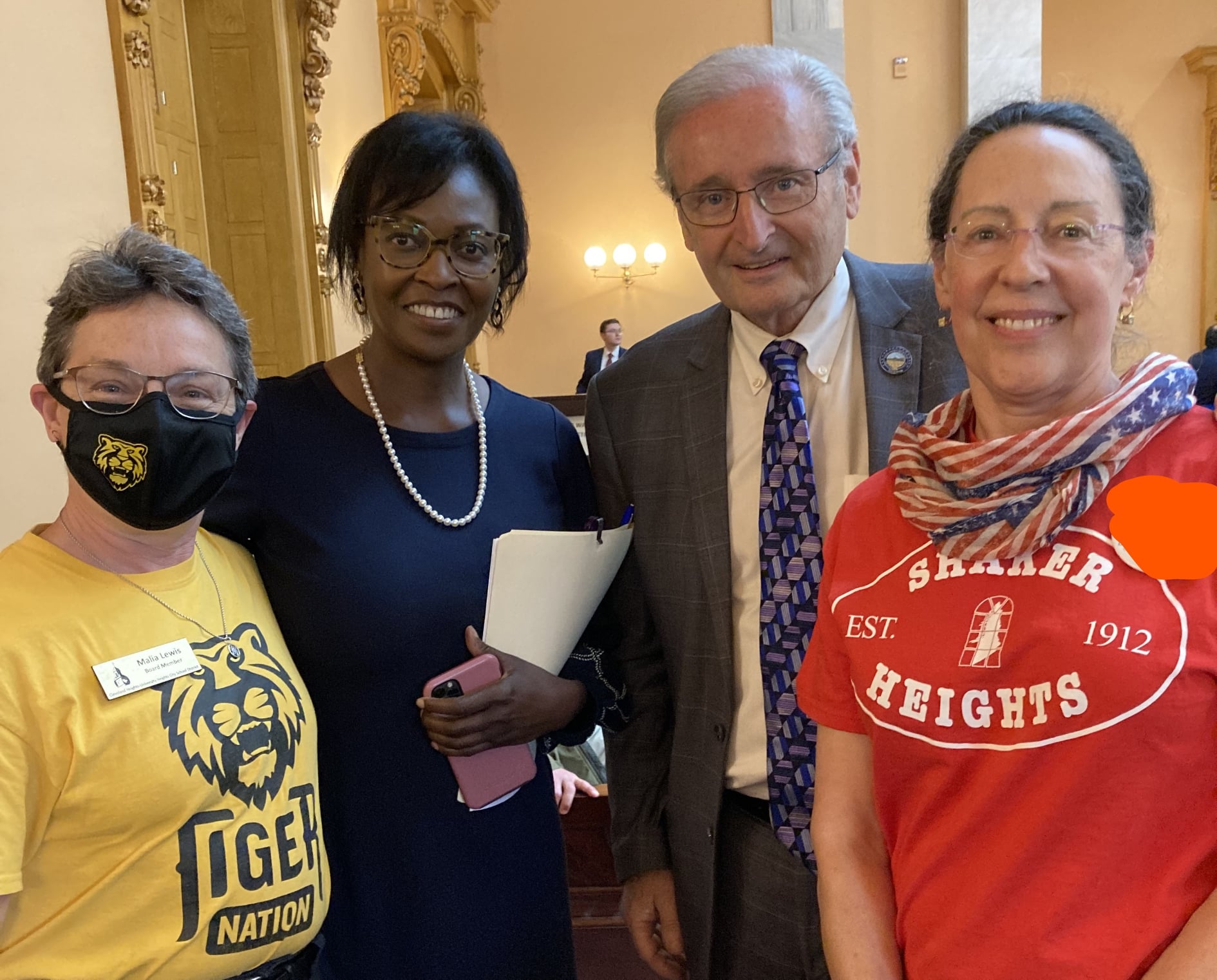 annette_in_columbus.jpg | MyLO